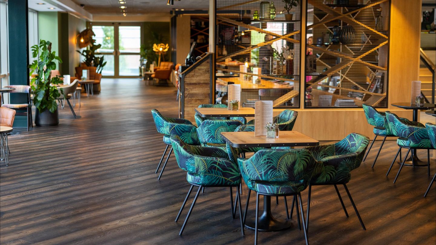 voco Leicester AED 258. Leicester Hotel Deals & Reviews - KAYAK