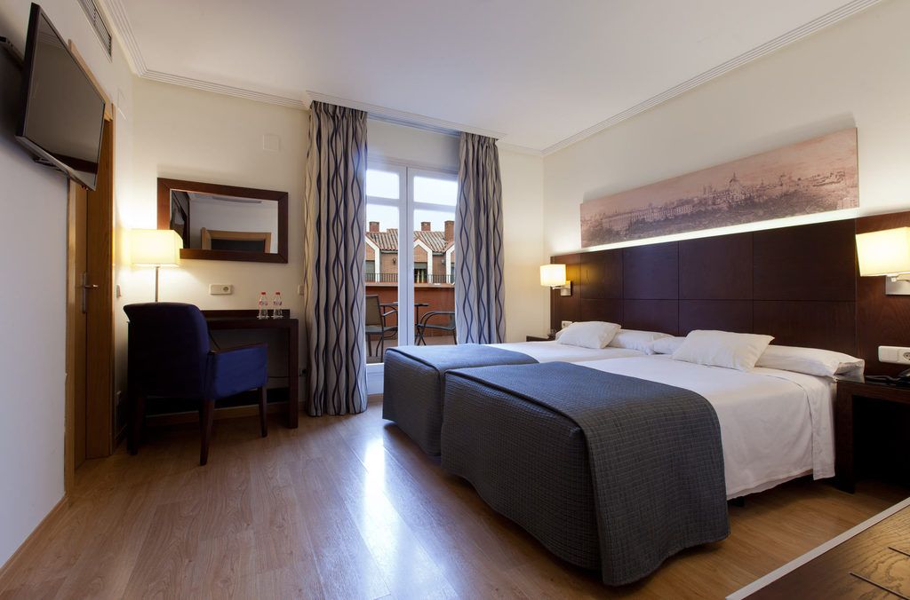 Hotel Porcel Ganivet from AED 119. Madrid Hotel Deals & Reviews - KAYAK